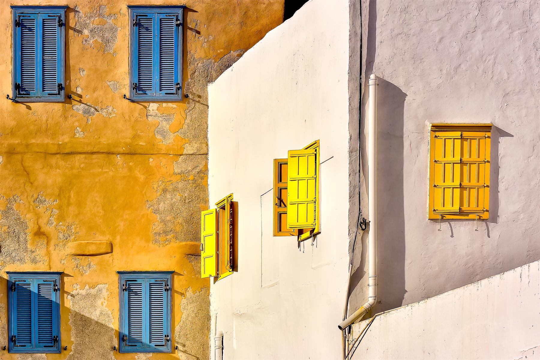 Symmetry in Color - Documentary photography by Mark Alberhasky – Loupe, Inc